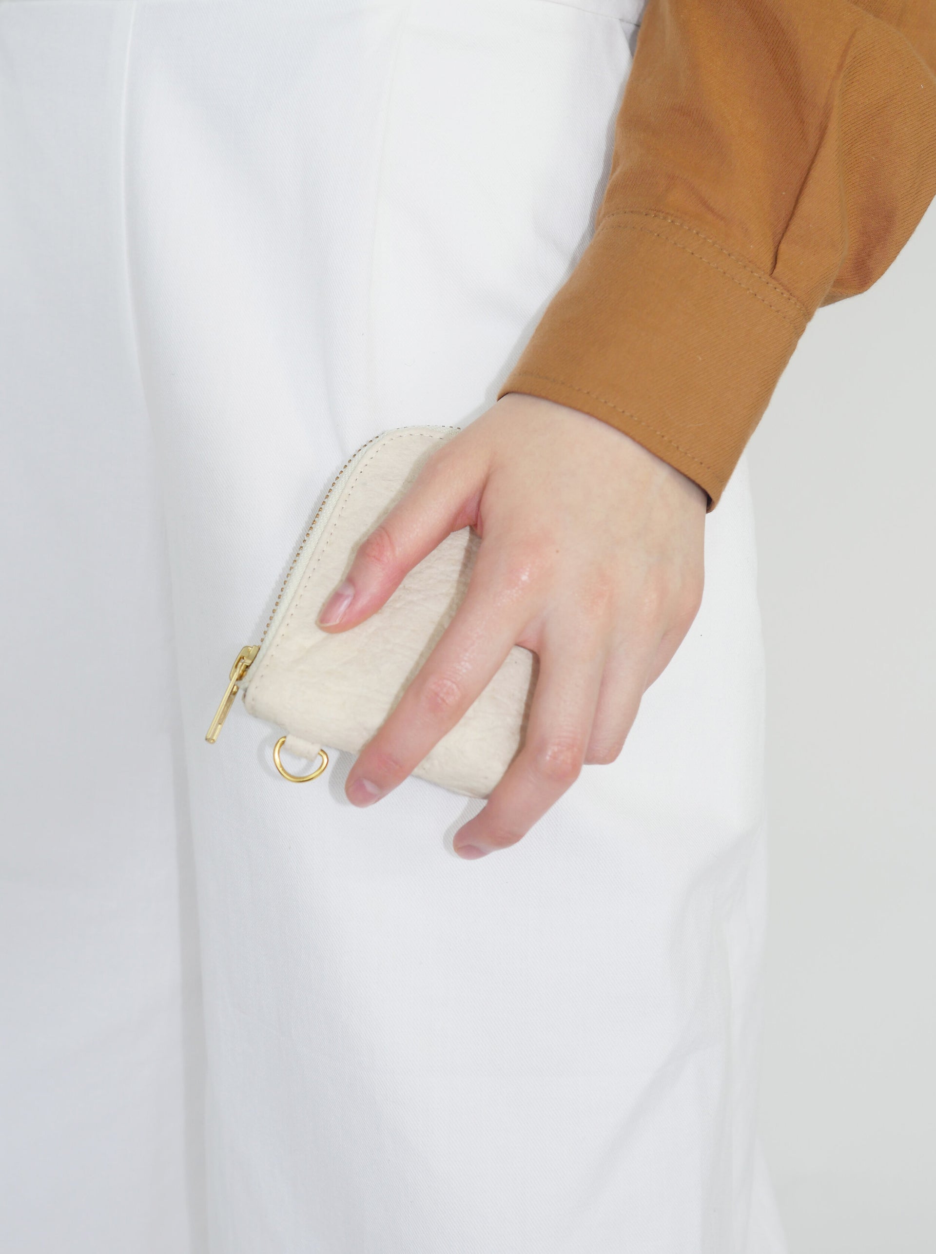 Mia - Piñatex Zip Wallet – Velvet Heartbeat